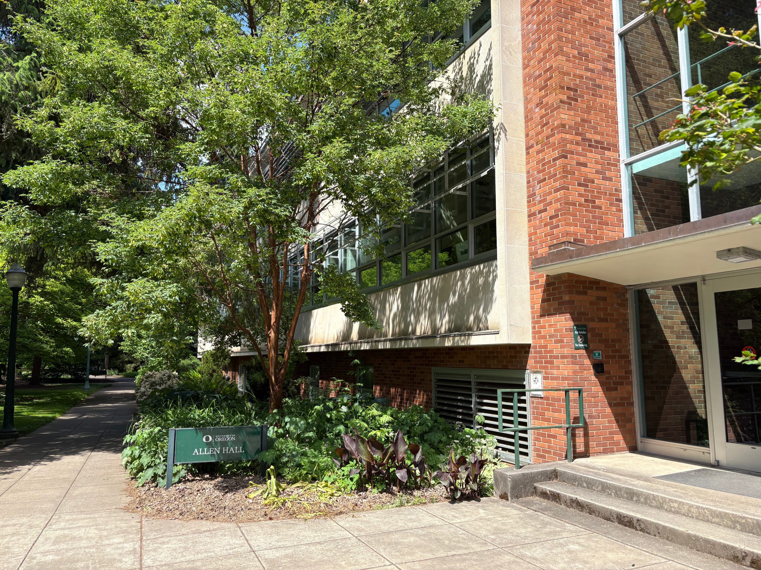 Journalism instructors continue to inspire - Lookout Eugene-Springfield