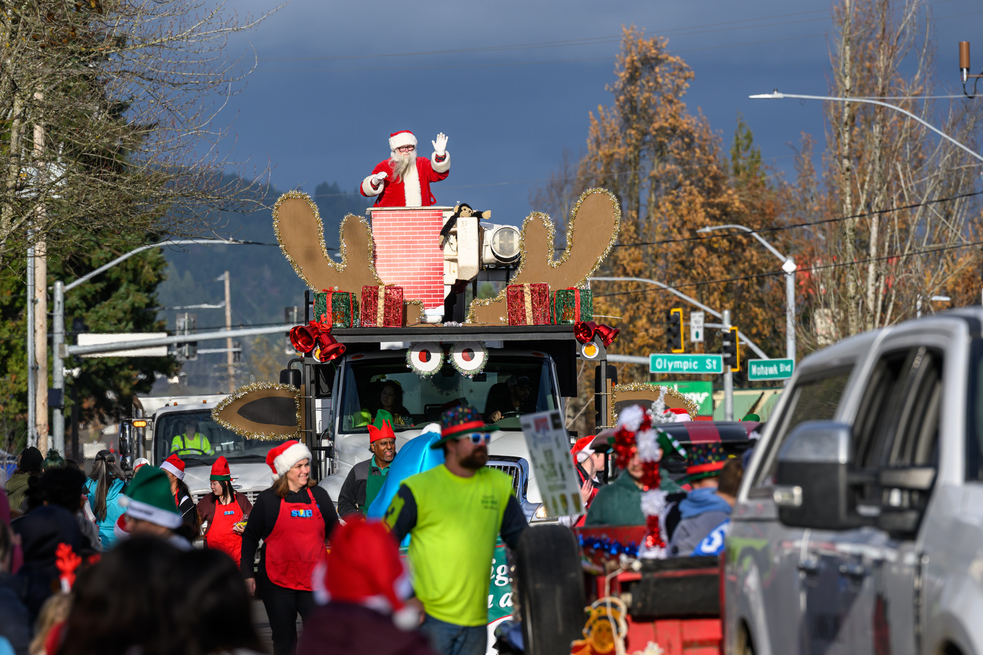 Photos: 73rd annual Springfield Christmas Parade - Lookout Eugene-Springfield