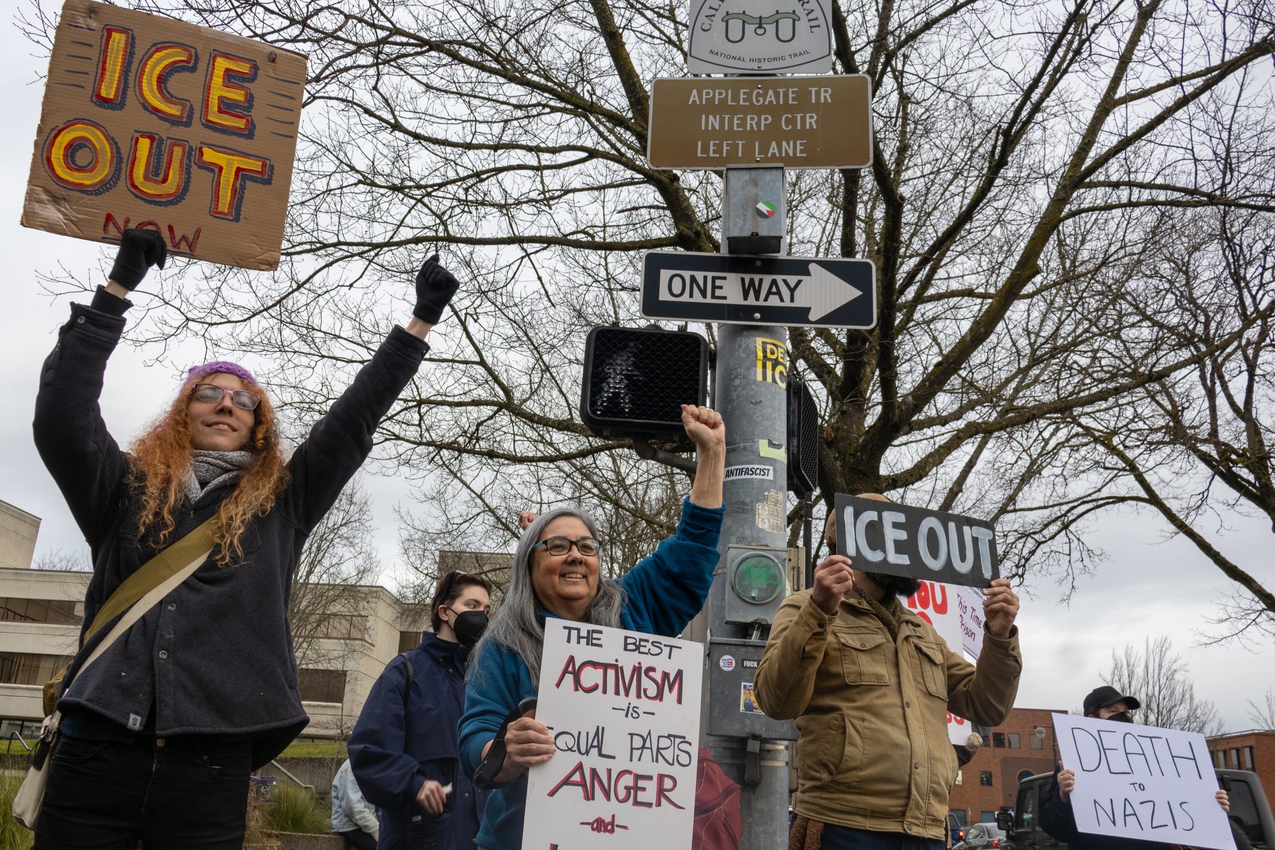 Mayor says Eugene is ‘trying to de-escalate’ a day after federal ...